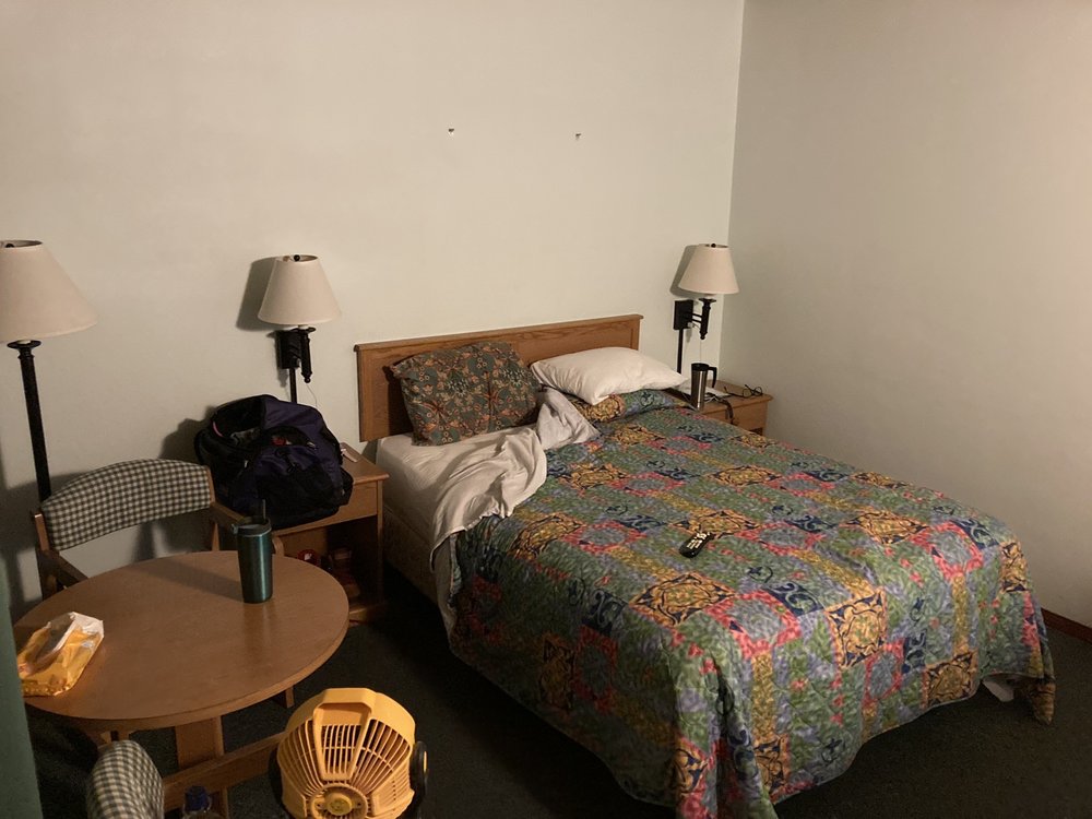 AZALEA LODGE - Updated January 2026 - 11 Photos & 44 Reviews - 29481 ...