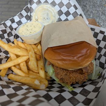 IMPECKABLE CHICKEN - Updated December 2025 - 99 Photos & 81 Reviews ...