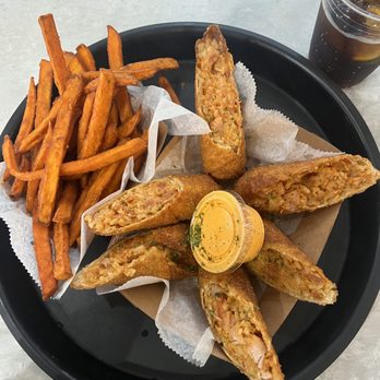 TASTY TAILS - Updated December 2024 - 406 Photos & 245 Reviews - 4950 ...