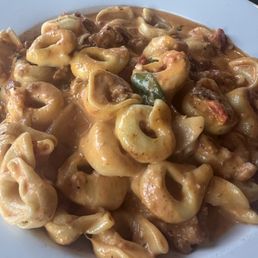 SALUTE - Updated July 2025 - 323 Photos & 150 Reviews - 377 Cromwell ...