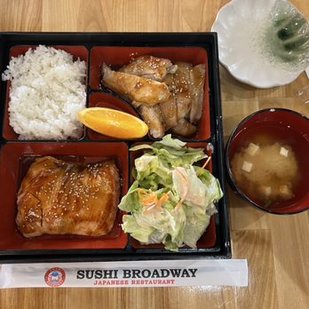 SUSHI BROADWAY - Updated September 2025 - 116 Photos & 46 Reviews ...