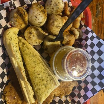 HOSS’S DELI - Updated September 2025 - 102 Photos & 152 Reviews - 806 ...