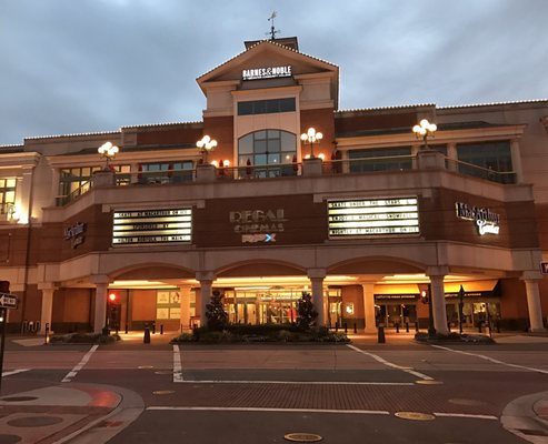 BARNES & NOBLE AT TIDEWATER COMMUNITY COLLEGE - Updated September 2025 ...