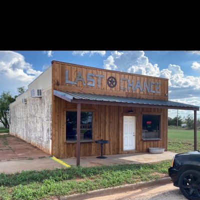 LAST CHANCE SALOON - Updated September 2025 - 105 W Cedar St, Benjamin ...