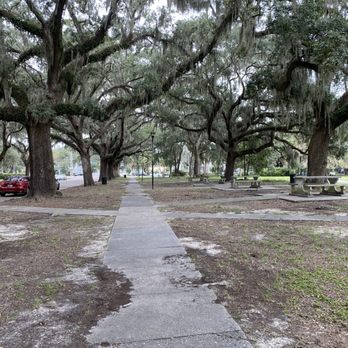 DAFFIN PARK - Updated September 2025 - 117 Photos & 19 Reviews - 1301 E ...