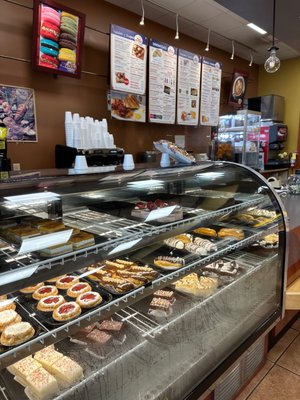 RICKY BAKERY LONDON SQUARE - Updated December 2025 - 101 Photos & 100 ...