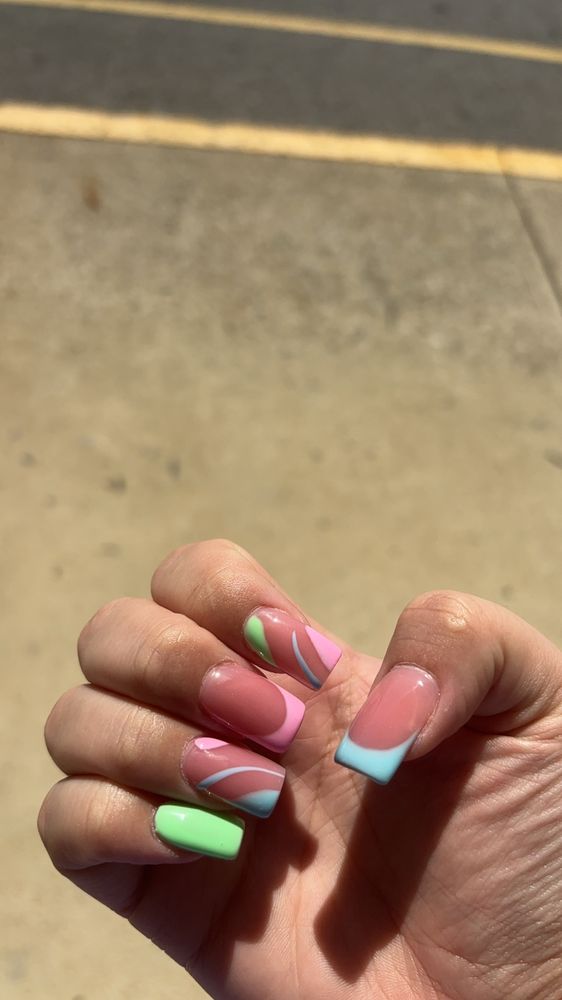 NAILS 2K - Updated December 2024 - 43 Photos & 24 Reviews - 3951 Hoover ...