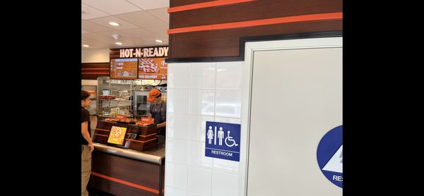 LITTLE CAESARS PIZZA - Updated December 2025 - 15 Reviews - 14050 ...