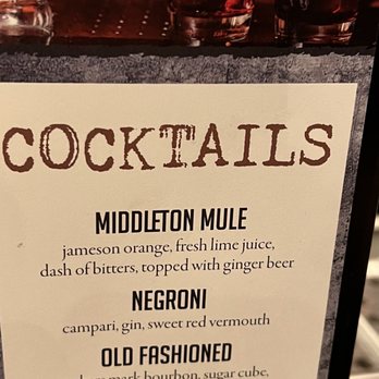 TIN LIZARD BAR AND GRILL - Updated December 2025 - 17 Photos - 2717 ...