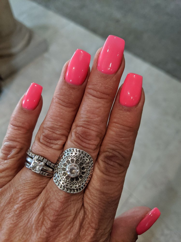 HAPPINESS NAILS SPA 98 Photos 55 Reviews Day Spas 1555 happiness-nails-spa-98-photos-55-reviews-day-spas-1555