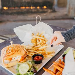 THE RANGE BAR & GRILLE - Updated October 2025 - 122 Photos & 195 ...