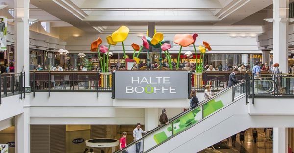 LAURIER QUEBEC - Updated December 2025 - 31 Photos & 16 Reviews - 2700 ...