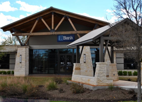 R BANK - Updated October 2025 - 33 Photos & 18 Reviews - 3600 E Palm ...