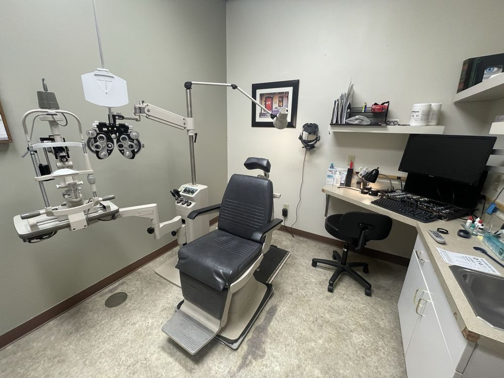 ALASKA EYE CARE CENTERS - Updated October 2025 - 14 Reviews - 1700 E ...