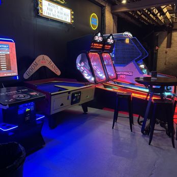 COPPERTANK POOL HALL - Updated December 2025 - 10 Photos - 504 Trinity St, Austin, Texas - Pool ...