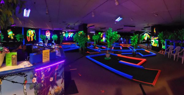 GLOW PUTT MINI GOLF - Updated December 2025 - 169 Photos & 119 Reviews ...