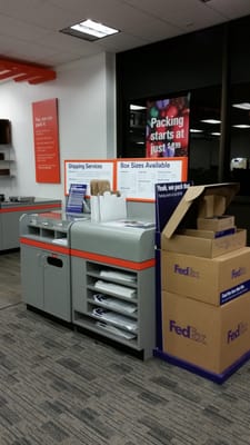 FEDEX OFFICE PRINT & SHIP CENTER - Updated November 2025 - 22 Photos ...