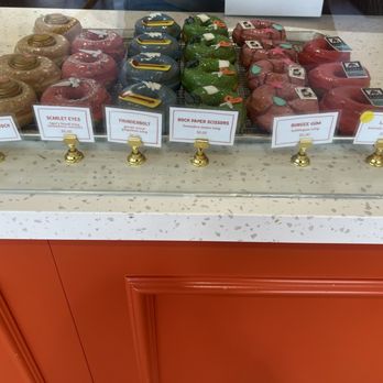 MOONBRIDGE DOUGHNUT STUDIO - Updated November 2024 - 381 Photos & 200 ...