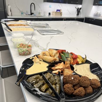 GREEK KITCHEN - Updated January 2026 - 60 Photos & 214 Reviews - 219 W ...