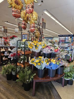 VONS - Updated January 2026 - 91 Photos & 174 Reviews - 12961 W Chapman ...