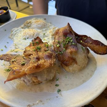 THE FARMERS UNION - Updated January 2025 - 1888 Photos & 1370 Reviews ...