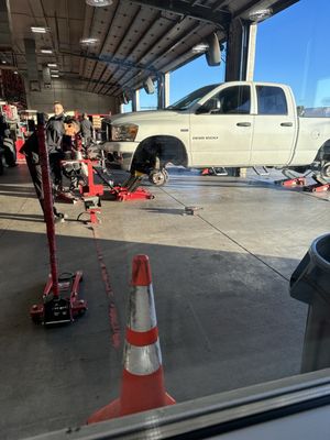 DISCOUNT TIRE - Updated August 2025 - 49 Photos & 138 Reviews - 2422 E ...