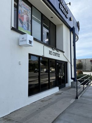 RE COFFEE - Updated September 2025 - 237 Photos & 165 Reviews - 20855 Ventura Blvd, Woodland ...