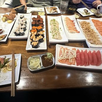 SUSHI ONE SPOT - Updated April 2025 - 1002 Photos & 404 Reviews - 9405 ...