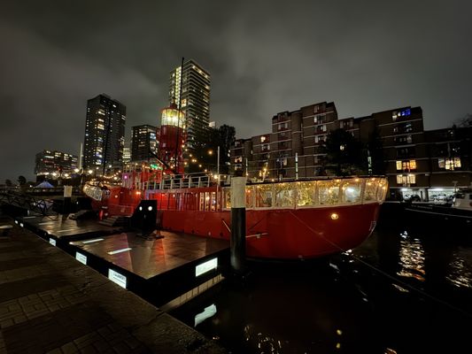 VESSEL 11 - Updated November 2024 - 39 Photos & 26 Reviews - Wijnhaven ...