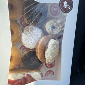 DUTCH MONKEY DOUGHNUTS - 310 Photos & 403 Reviews - 3075 Ronald Reagan ...