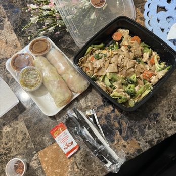 THAI TASTE - Updated August 2024 - 148 Photos & 41 Reviews - 1764 E ...