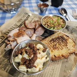 MAGNOLIA PIT - Updated October 2025 - 31 Photos & 33 Reviews - 729 ...