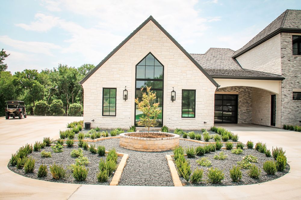 VILLAGE LANDSCAPE & DESIGN - Updated July 2025 - 18 Photos - Salado ...
