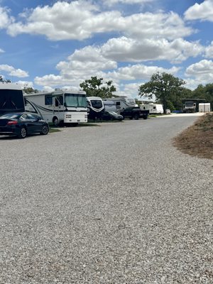 CENTRAL RV PARK AT PARKSIDE - 15 Photos - 151 Co Rd 176, Georgetown, TX ...