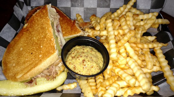 HAZELHURST PUB - Updated September 2024 - 16 Photos & 41 Reviews - 6617 ...