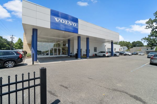 Volvo Cars Of Huntington