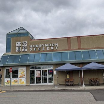 MARKHAM TOWN SQUARE - 16 Photos - 8601 Warden Avenue, Markham, Ontario ...