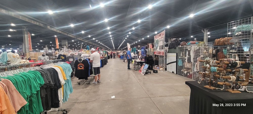 KENTUCKY FLEA MARKET - Updated December 2025 - 937 Phillips Ln ...