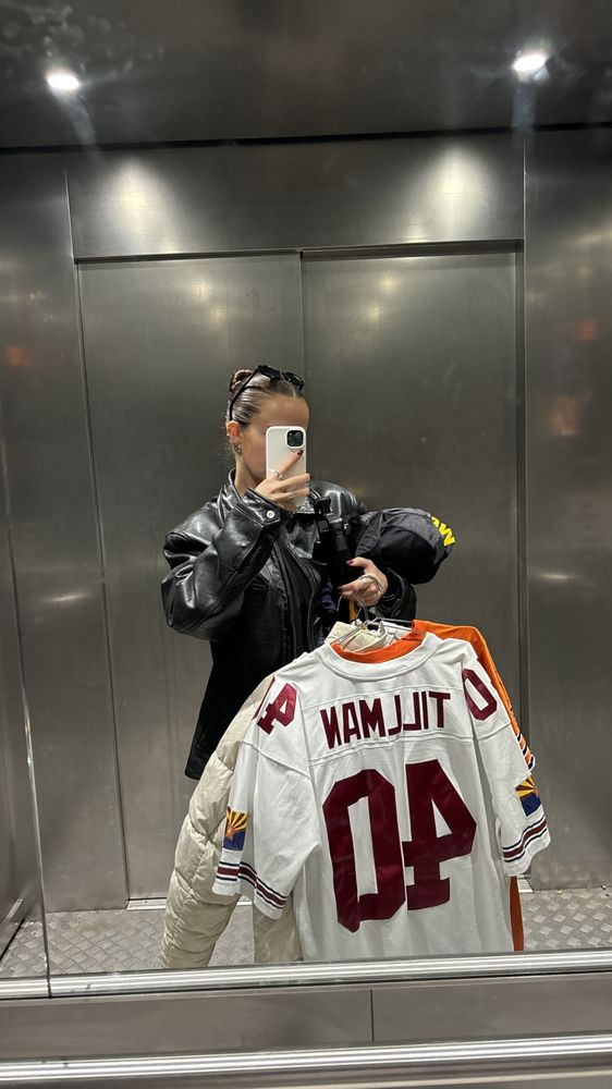 THE VINTAGE SPOT - Updated January 2025 - Market Exchange Square ...