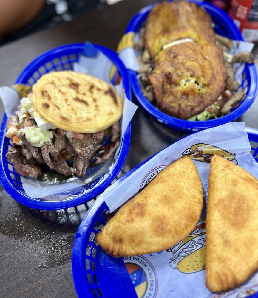 EL IMPORTADO - OSCEOLA - Updated October 2025 - 11 Reviews - 1371 East ...