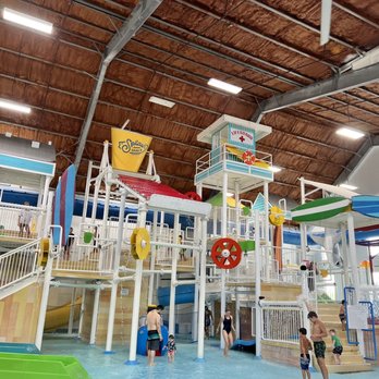 SPLASH SHACK - Updated June 2025 - 75 Photos & 95 Reviews - 1801 Clover ...