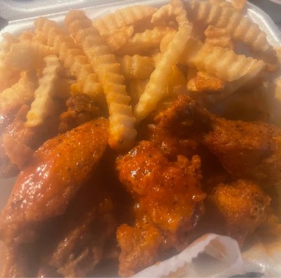WINGS N GRILL - Updated December 2025 - 33 Photos & 62 Reviews - 2883 N ...