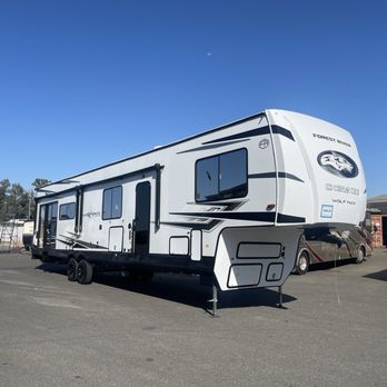 BEST RV CENTER - Updated June 2025 - 262 Photos & 950 Reviews - 5340 ...
