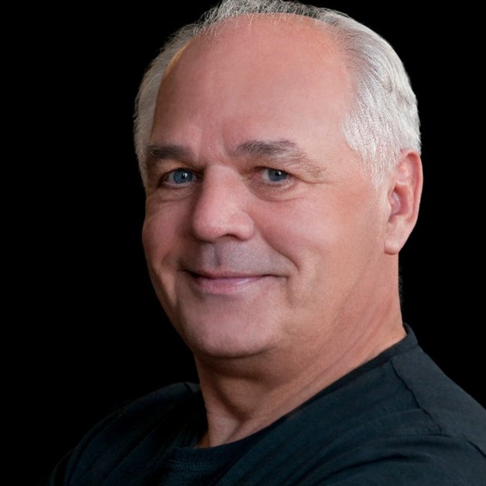 Phil Ecker's Instagram, Twitter & Facebook on IDCrawl