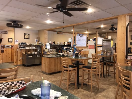 CRYSTAL BAR & GRILL - Updated December 2025 - 15 Photos & 27 Reviews ...