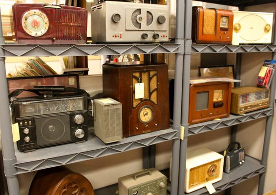 OHIO VALLEY ANTIQUE MALL Fairfield, OH - Updated November 2024 - 229 ...