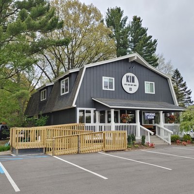 KIN COFFEE AND CRAFT HOUSE - 33 Photos & 30 Reviews - 1200 Ottawa Beach ...