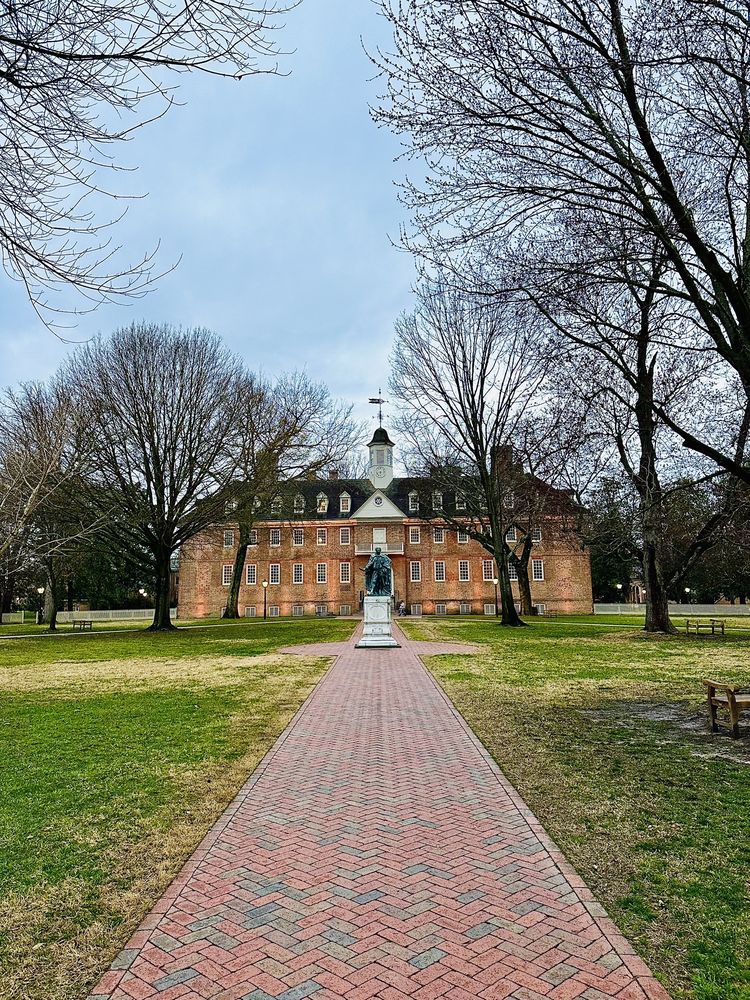 WILLIAM & MARY - 97 Photos & 27 Reviews - 116 Jamestown Rd ...