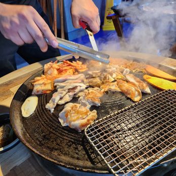 PIGYA - Updated August 2024 - 913 Photos & 433 Reviews - 3400 W 8th St ...