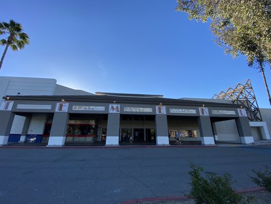 TEMEKU CINEMAS - 60 Photos & 186 Reviews - Temecula, California ...